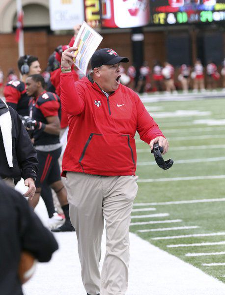 'Hot sauce': No. 3 Blazers advance to final four with 40-point win ...