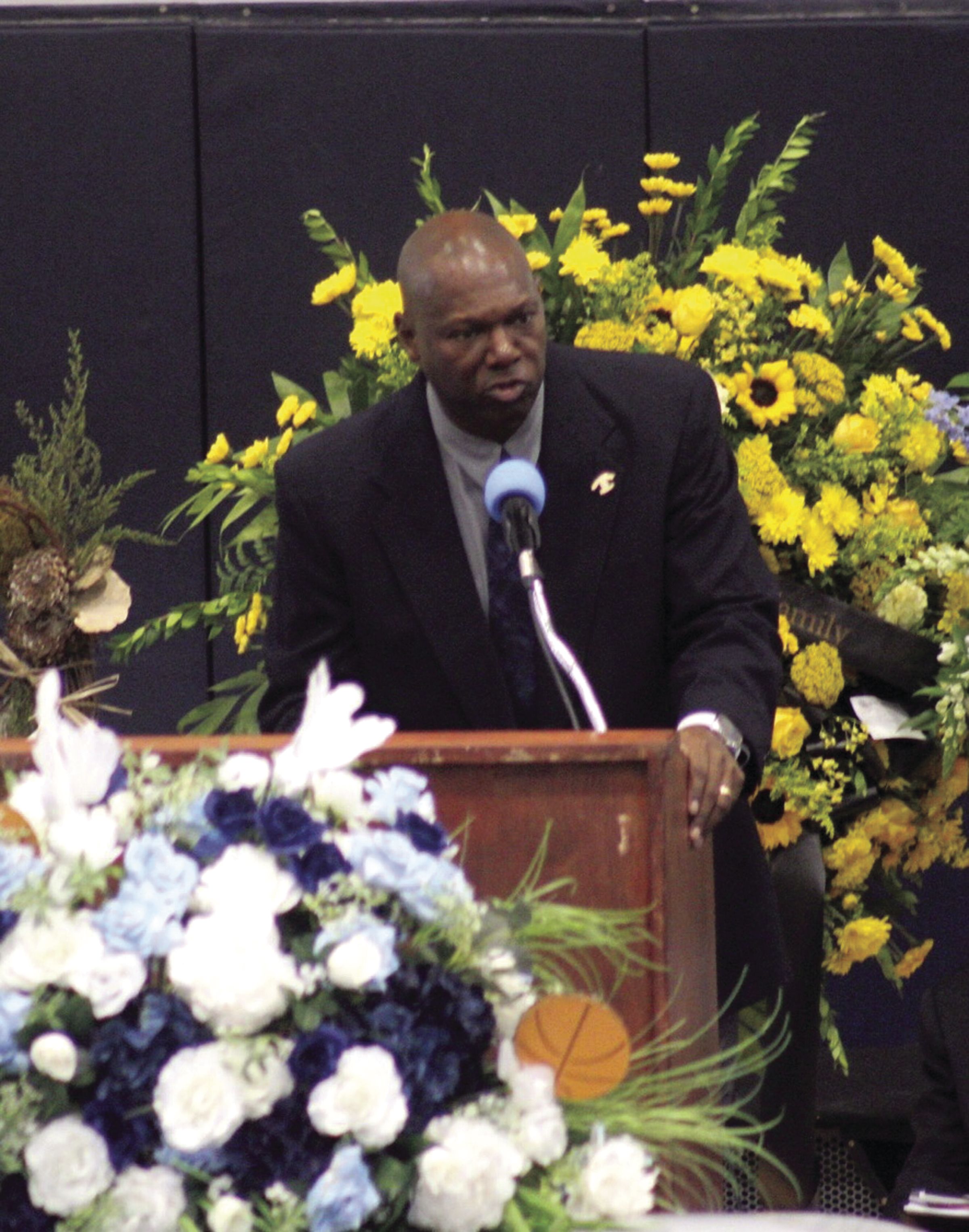 Tift County mourns the loss of Coach Anthony Bateman | Valdosta Daily Times