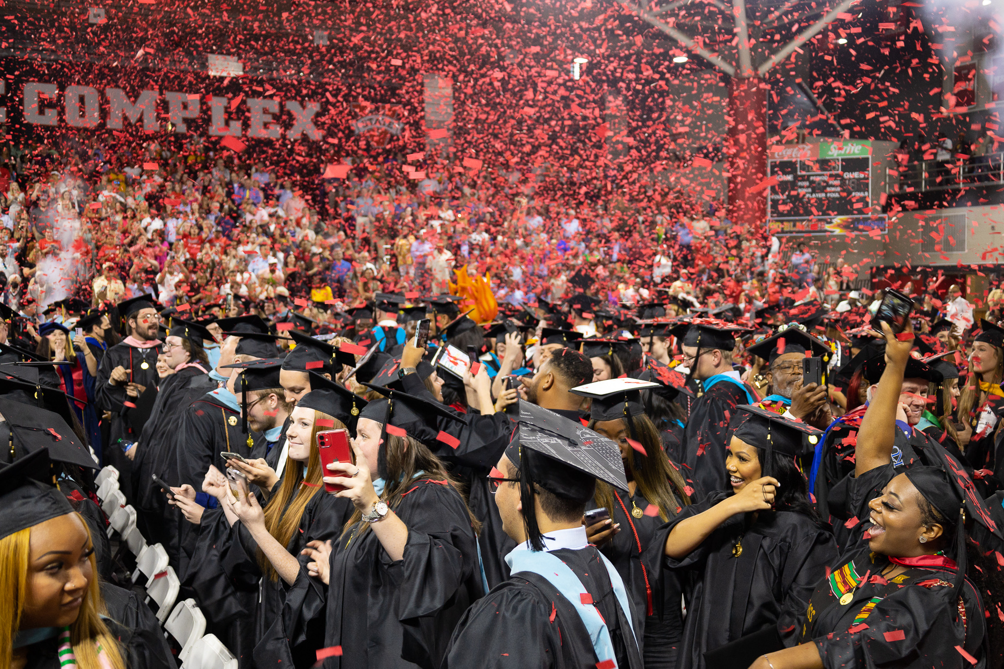 Special Moments: Valdosta State hosts 235th commencement ceremonies ...
