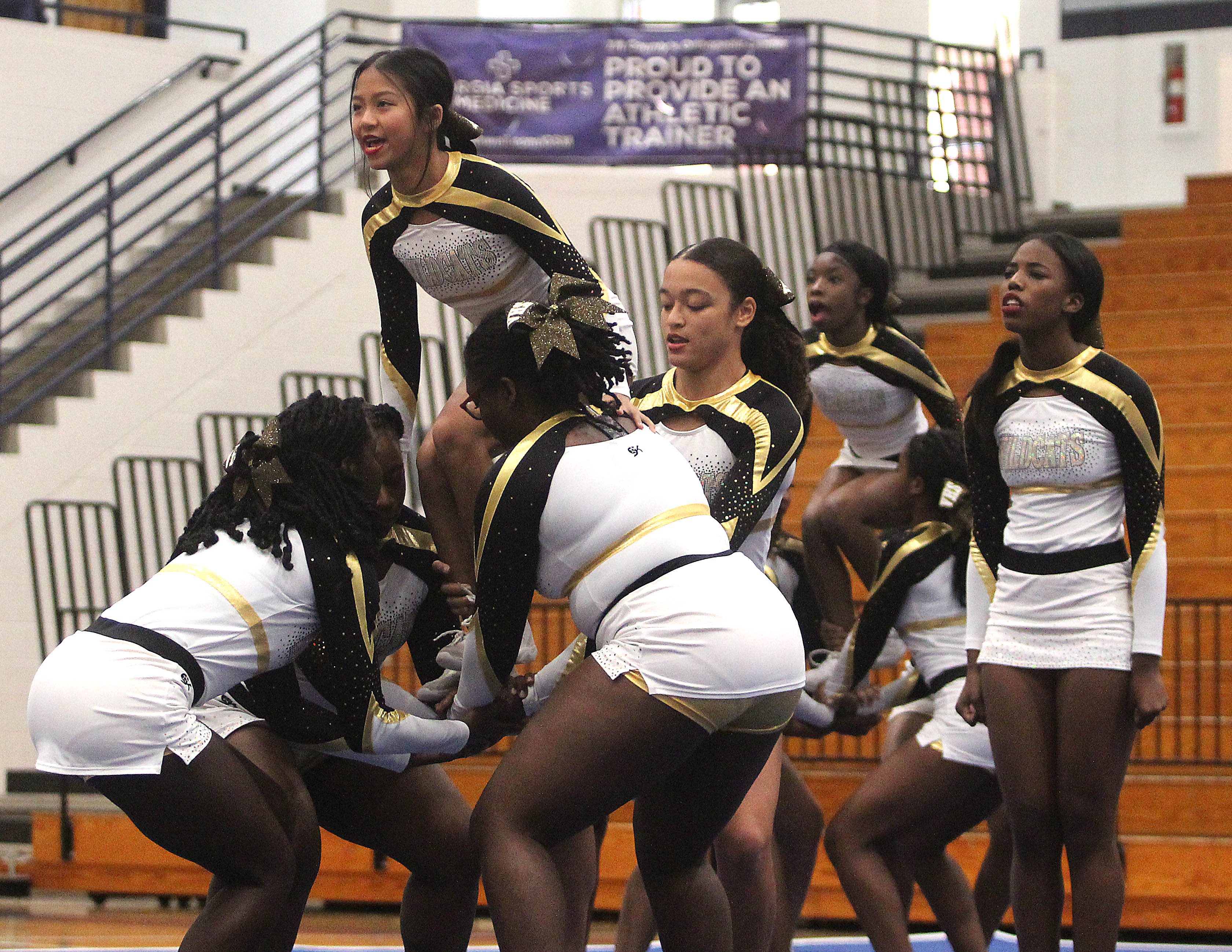 Valdosta wins at competition cheer meet | Valdosta Daily Times