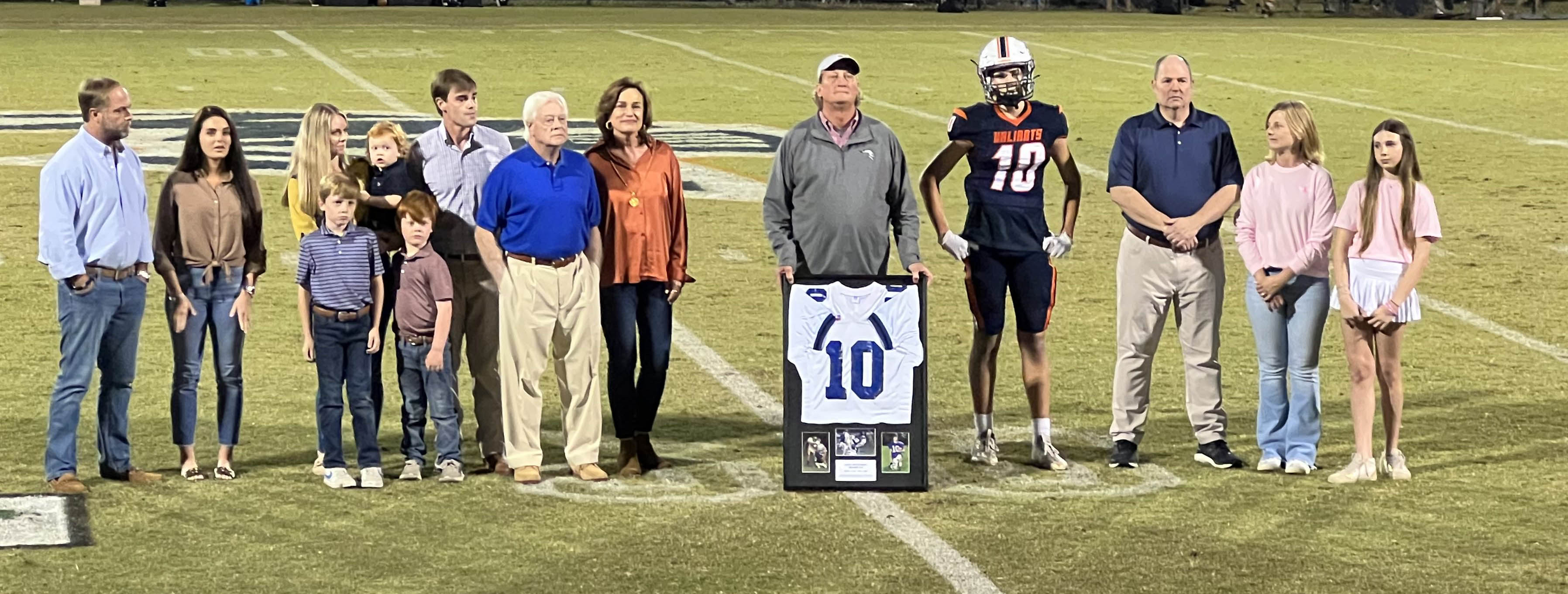 Hobdy honored during Valwood ceremony | Valdosta Daily Times