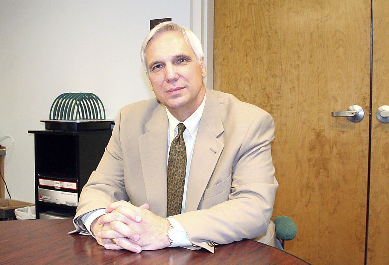 The right man: Simons reflects on life, career | Valdosta Daily Times