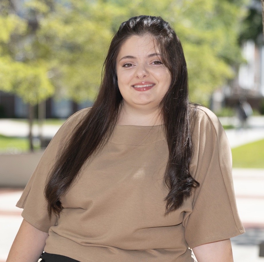 Bennett earns College of Nursing and Health Sciences Excellence Award at VSU | Valdosta Daily Times