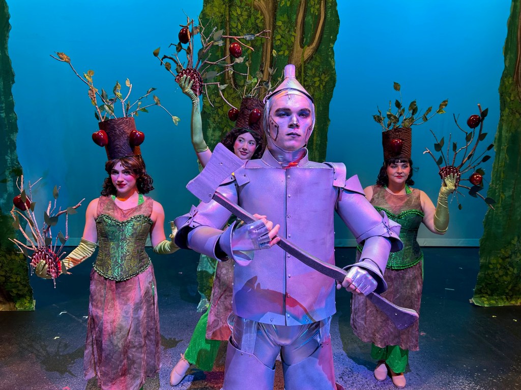 Somewhere Over Valdosta: PSST! stages ‘Wizard of Oz’ | Valdosta Daily Times